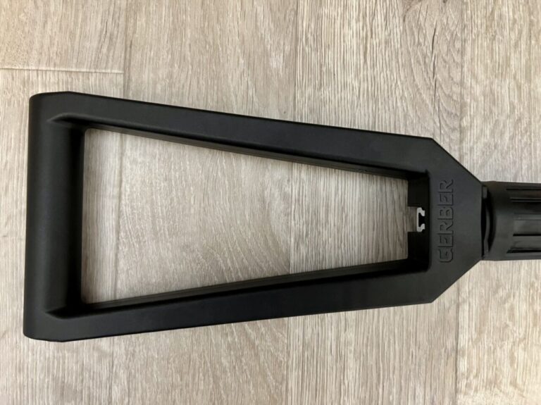 NATOで採用されてる最強の軍用スコップはこれ！「GERBER E TOOL（05942）」 | 物欲おじさんの軌跡